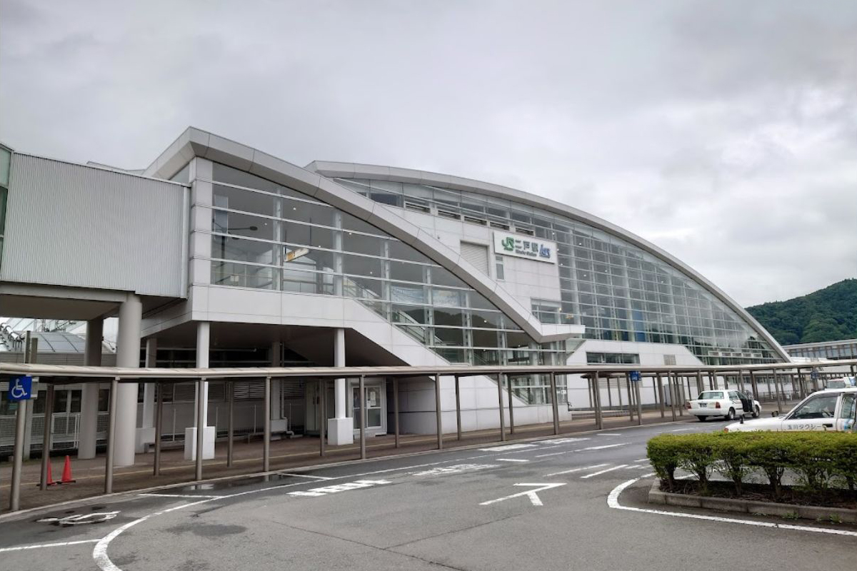 JR東日本・IGRいわて銀河鉄道・二戸駅